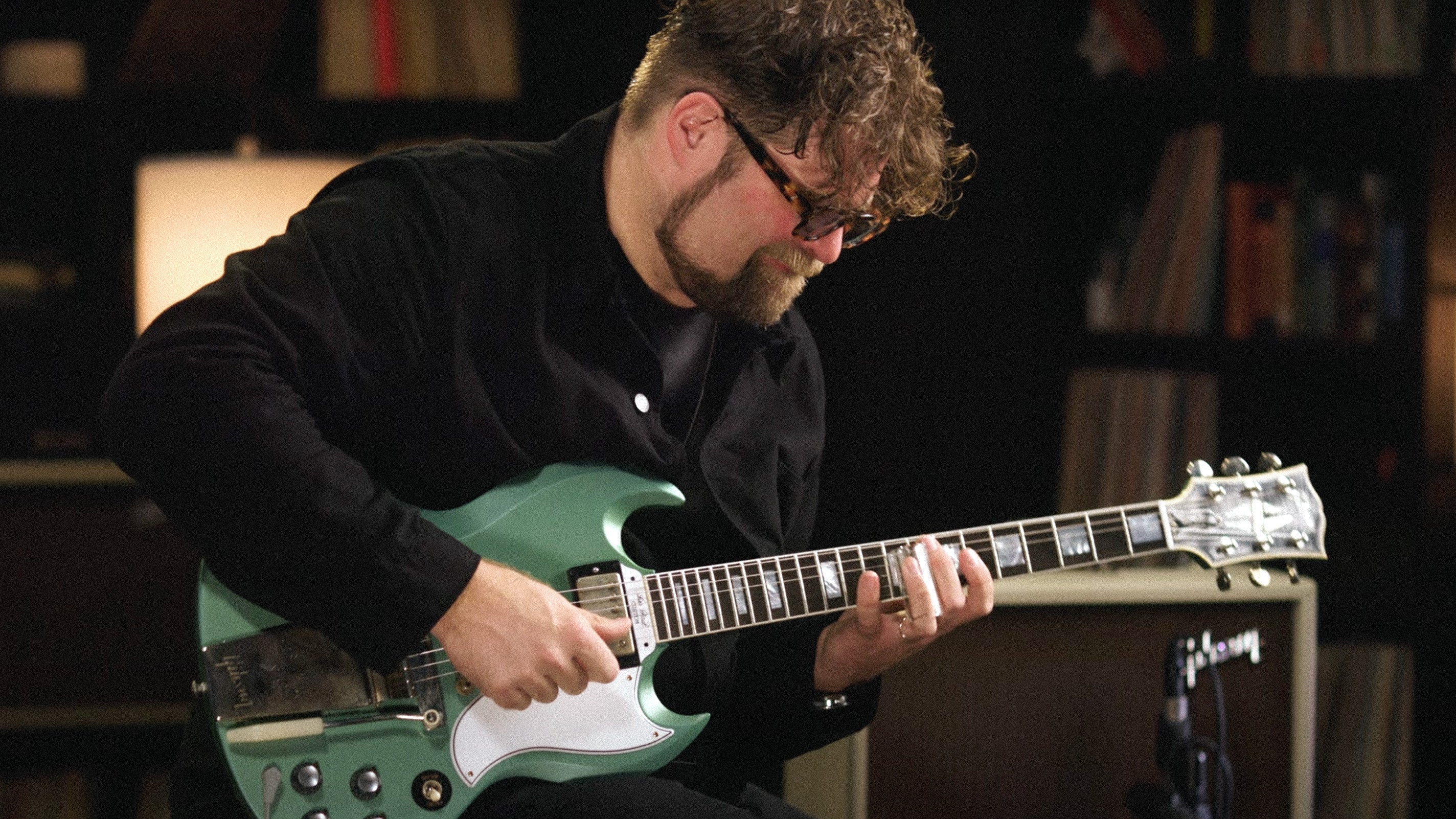 JD Simo demos seven Gibson Custom Select guitars