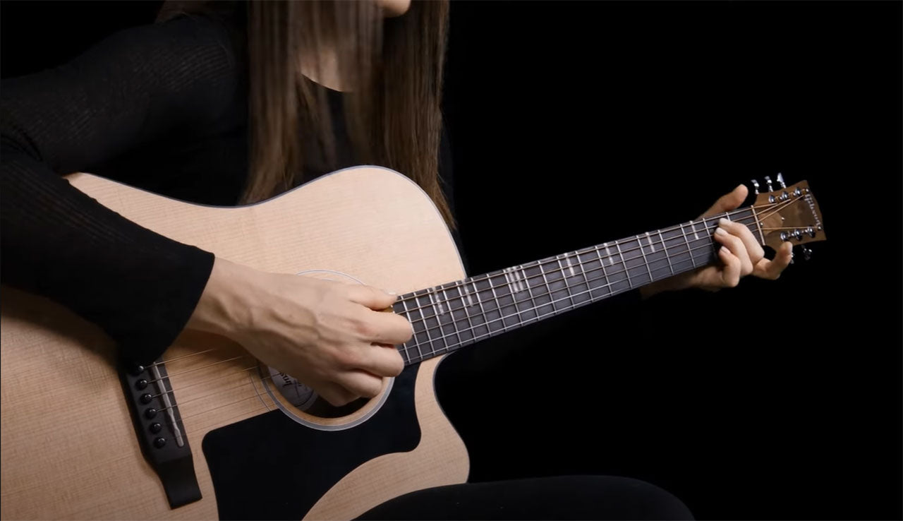 Quick and easy chord changes—master Am, Em, and G transitions quickly ...